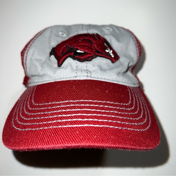 American Vintage | Accessories | Arkansas Razorbacks Fitted Hat Cap One ...